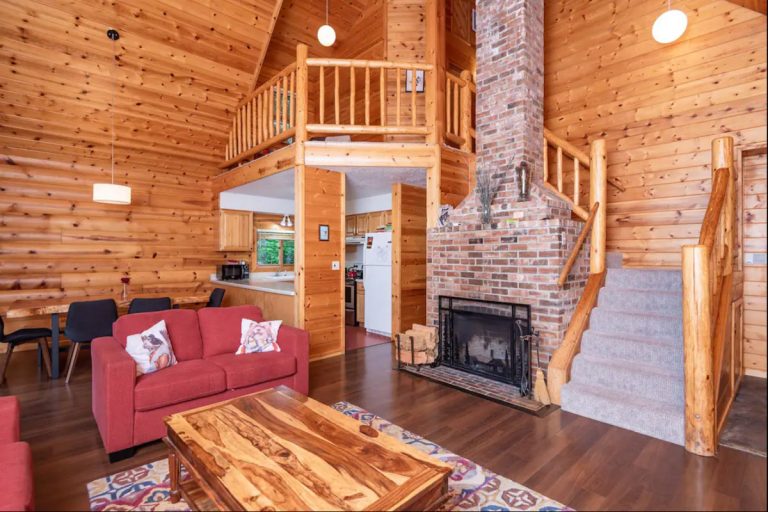 15 Cozy Cabins in Oregon You Can Rent - Go Wander Wild