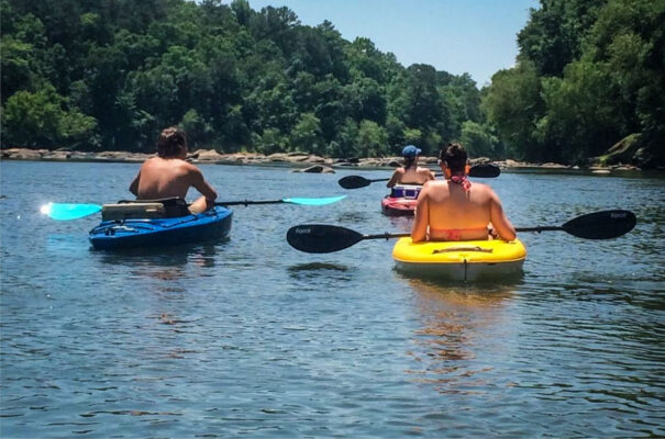 How To Kayak: A Guide for Beginners - Go Wander Wild
