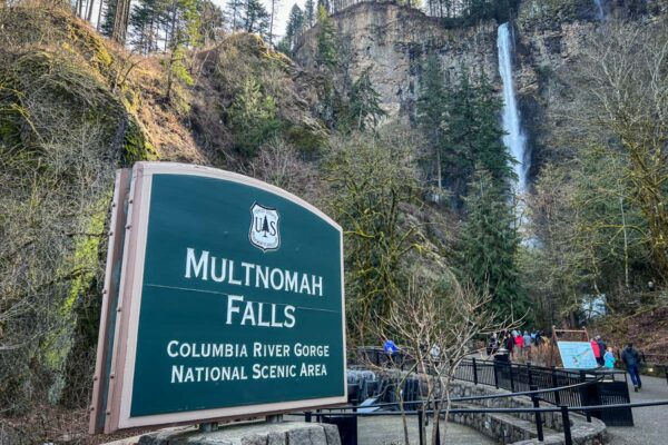 Multnomah Falls Hike: Oregon's Most Popular Waterfall - Go Wander Wild