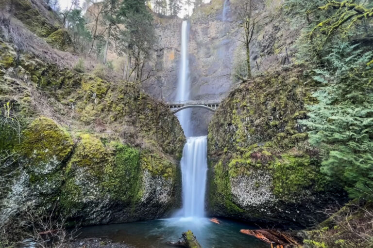 Multnomah Falls Hike: Oregon's Most Popular Waterfall - Go Wander Wild