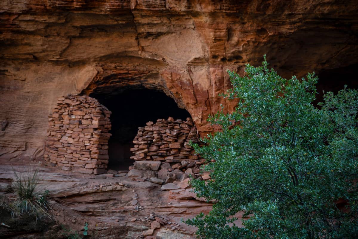 Boynton Canyon Trail & Subway Cave: Sedona Hiking Guide - Go Wander Wild