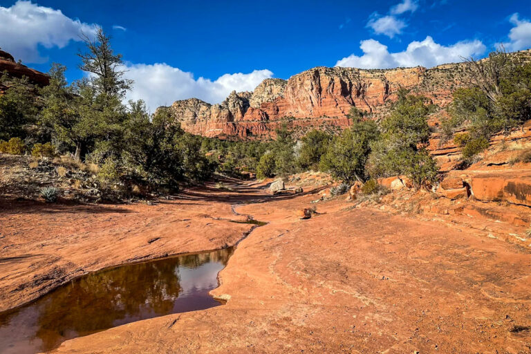15 Easy Hikes in Sedona, Arizona for Beginners - Go Wander Wild