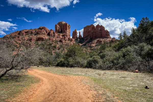 15 Easy Hikes in Sedona, Arizona for Beginners - Go Wander Wild
